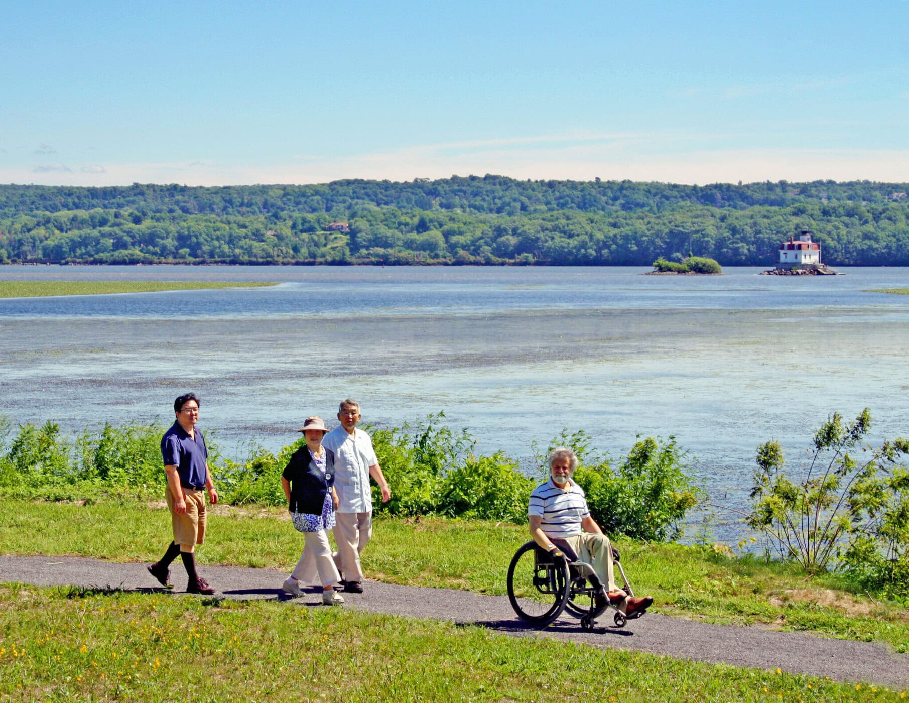 Easy Ways + Accessible Places to Start Hiking in the Hudson Valley ...